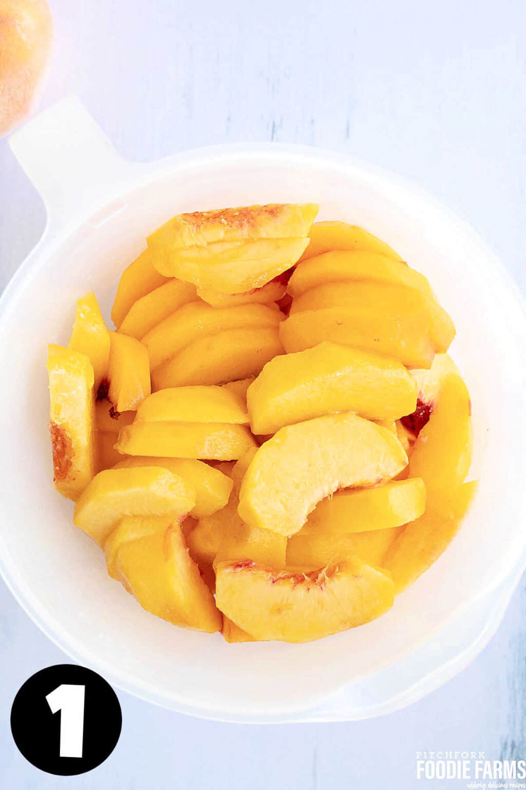 Homemade Peach Pie Filling (for the freezer) - Pitchfork Foodie Farms
