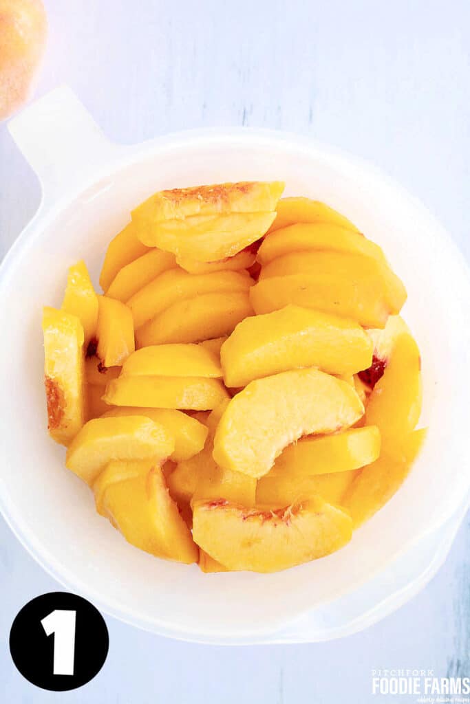 Homemade Peach Pie Filling (for the freezer) - Pitchfork Foodie Farms